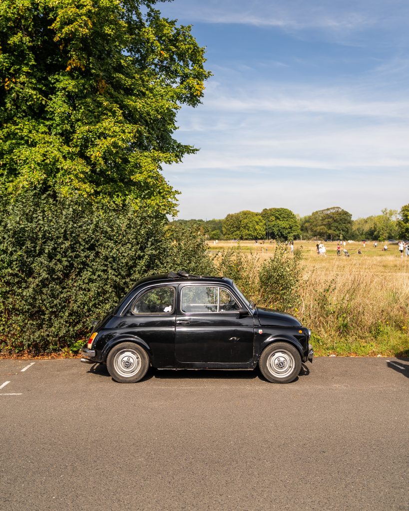 The Classic Cars of Wimbledon Common's Southside Hustle